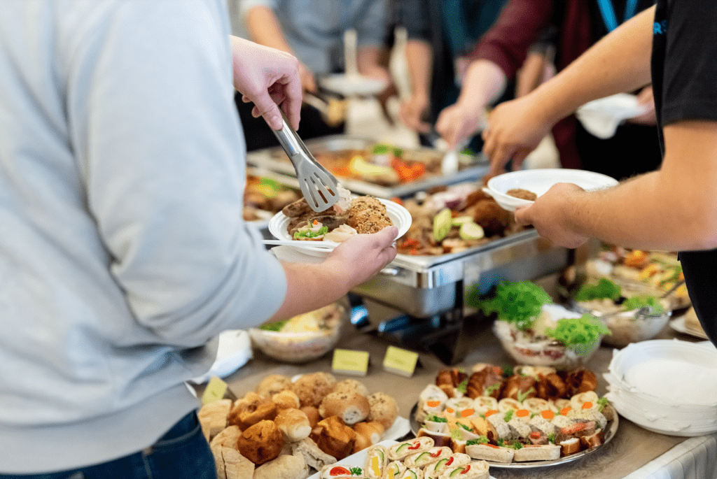 Can Food Cues and Stress Influence What We Eat? - Nutritional Psychology